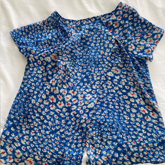 CAbi | Tops | Cabi Button Crossover Back Blue Floral Short Sleeve ...
